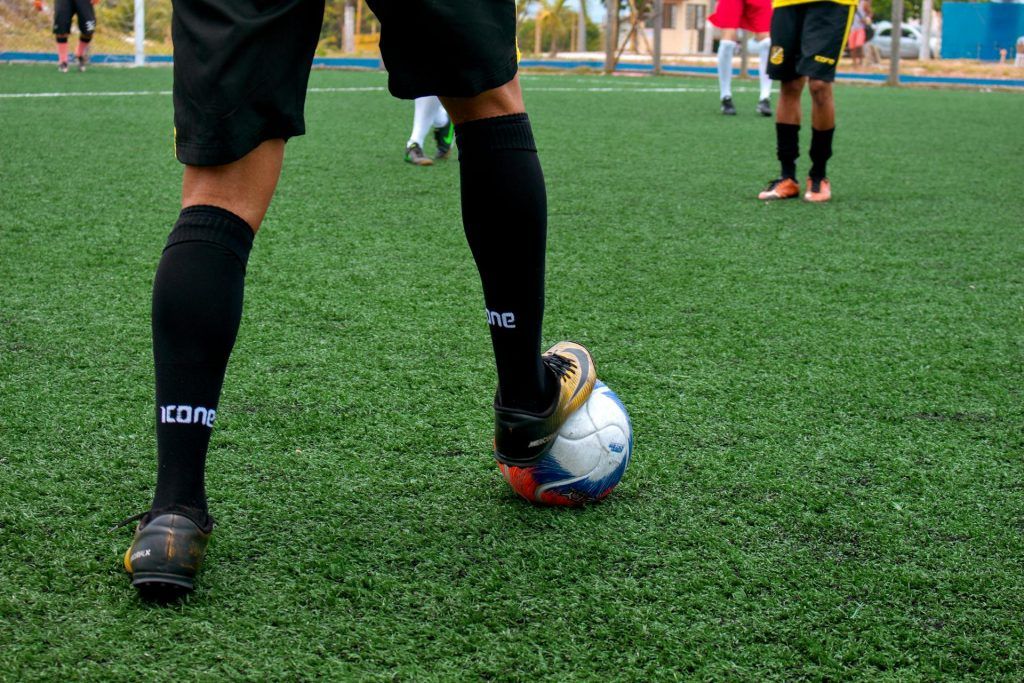 Entrenamiento para laterales de fútbol [+Ejemplos prácticos]